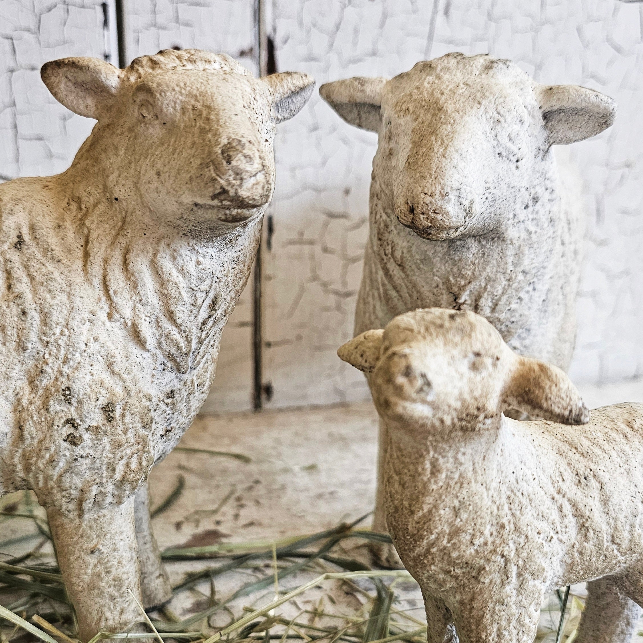 Vintage Style Sheep Family – Olde Tyme Marketplace