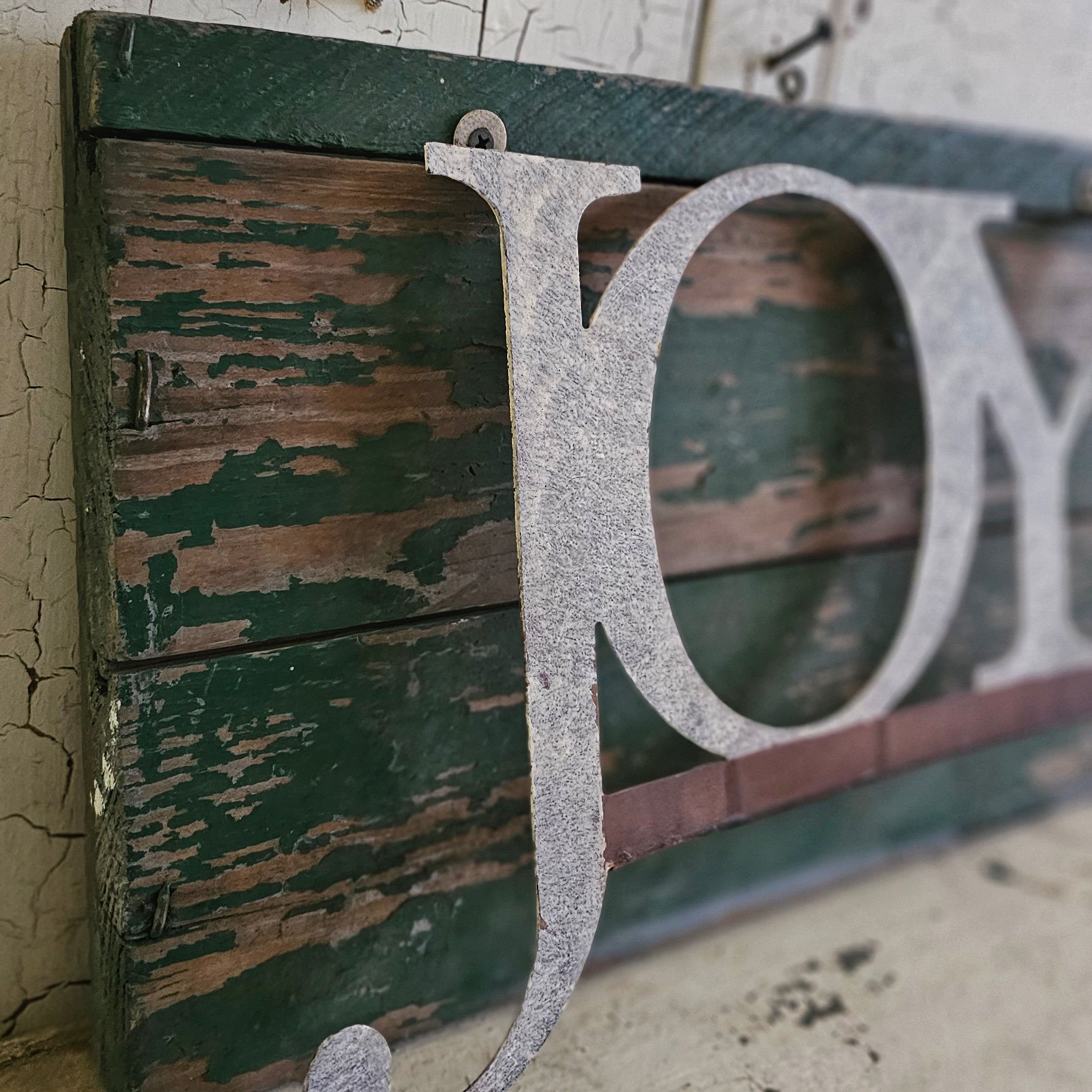 Vintage Style Wood and Metal JOY Sign – Olde Tyme Marketplace